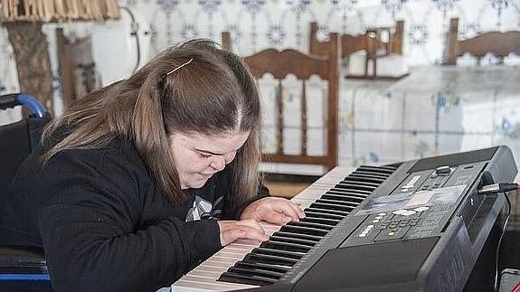 El concierto solidario de Alba Guzmán reúne este jueves a una docena de ...